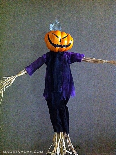 Spooky Pumpkin Scarecrow Halloween Prop