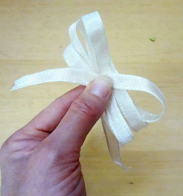 How To Make A Corsage