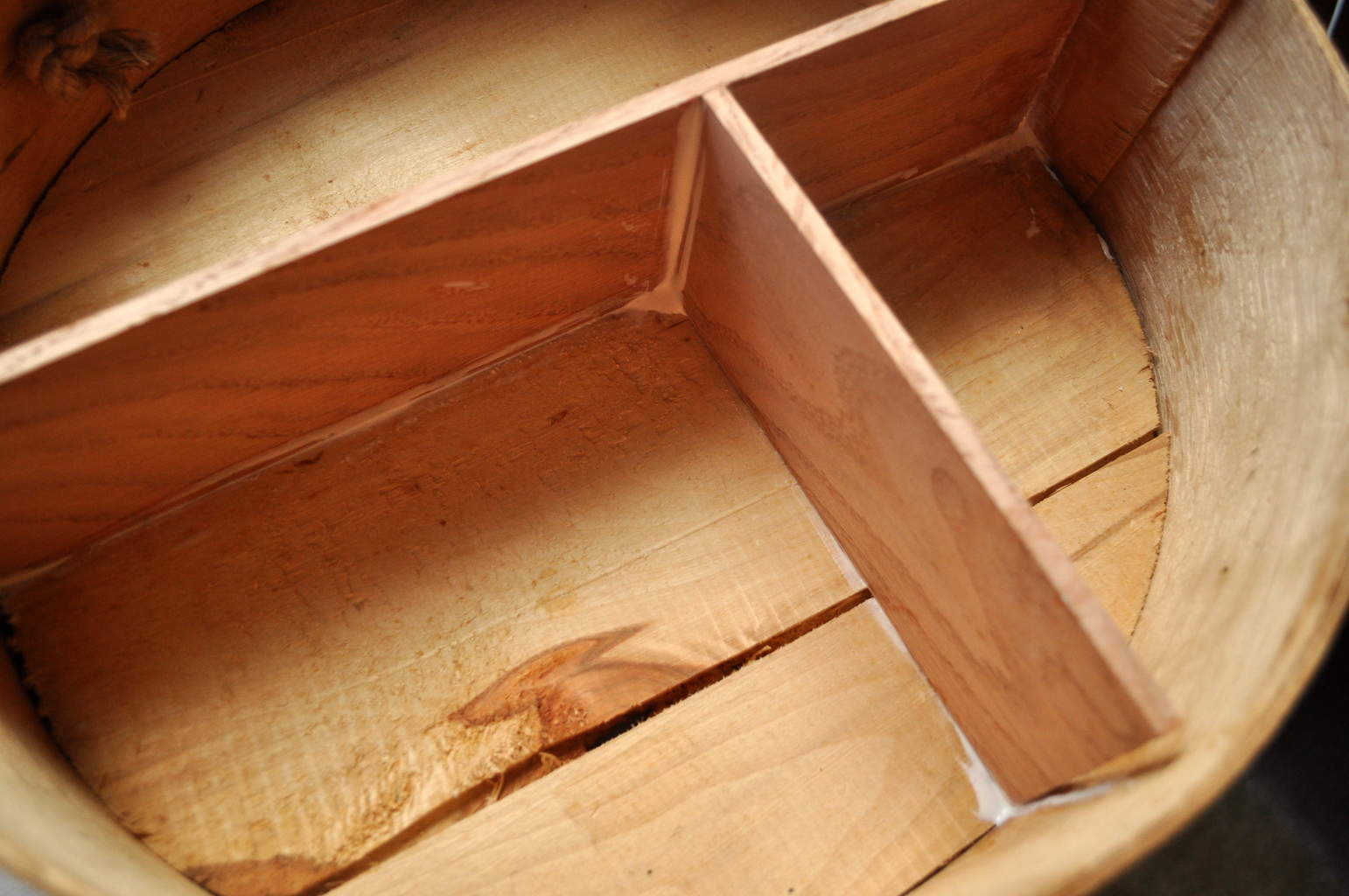 DIY Round Wall Shelf