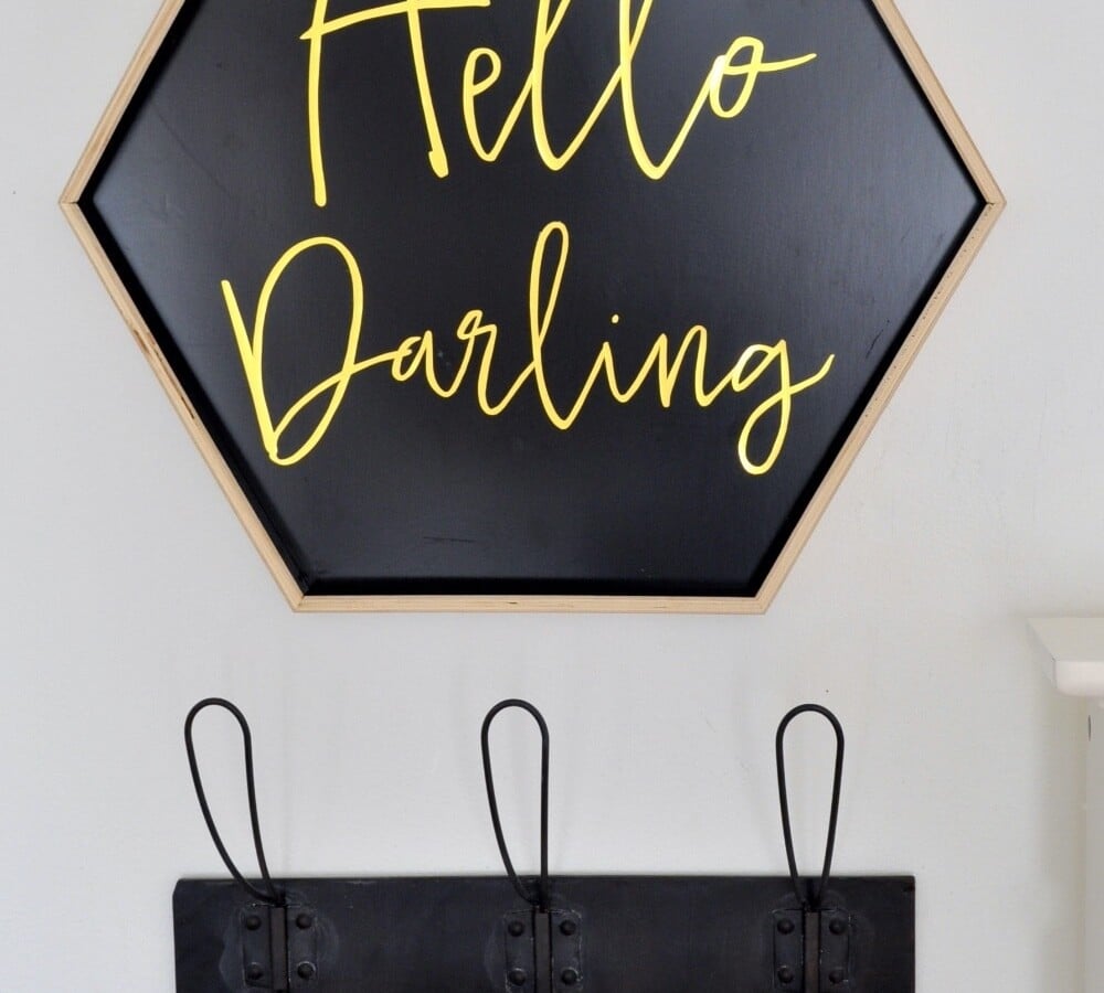 Hello Darling Sign FREE Printable Made In A Day hello-darling-sign-free-printable-made-in-a-day