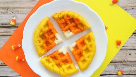 24 Cute & Spooky Halloween Breakfast Ideas