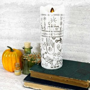 16 Bewitching Hocus Pocus Crafts